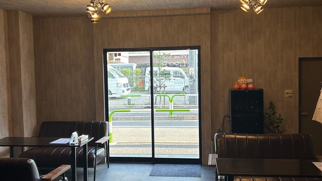 赤羽駅、志茂駅から徒歩7分のワインバーの写真4