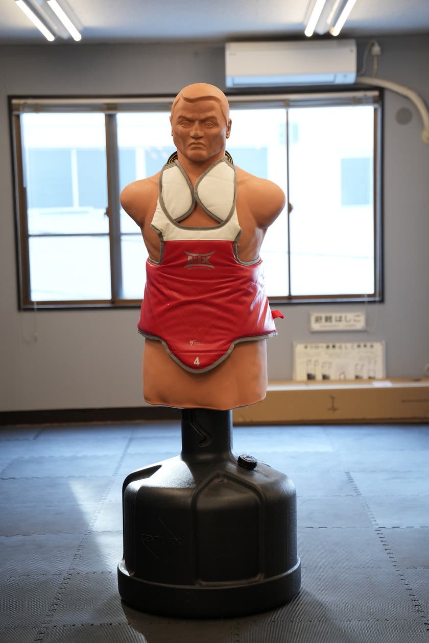 24H営業【日本初 Century BOB 蹴り放題】サンドバッグ,グローブ,ミット完備！手ぶらで24時間格闘技・フィットネスの写真5