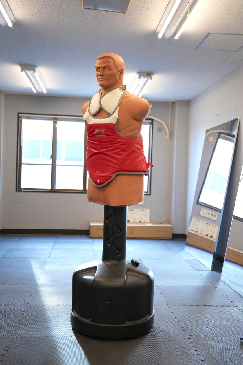 24H営業【日本初 Century BOB 蹴り放題】サンドバッグ,グローブ,ミット完備！手ぶらで24時間格闘技・フィットネスの写真6