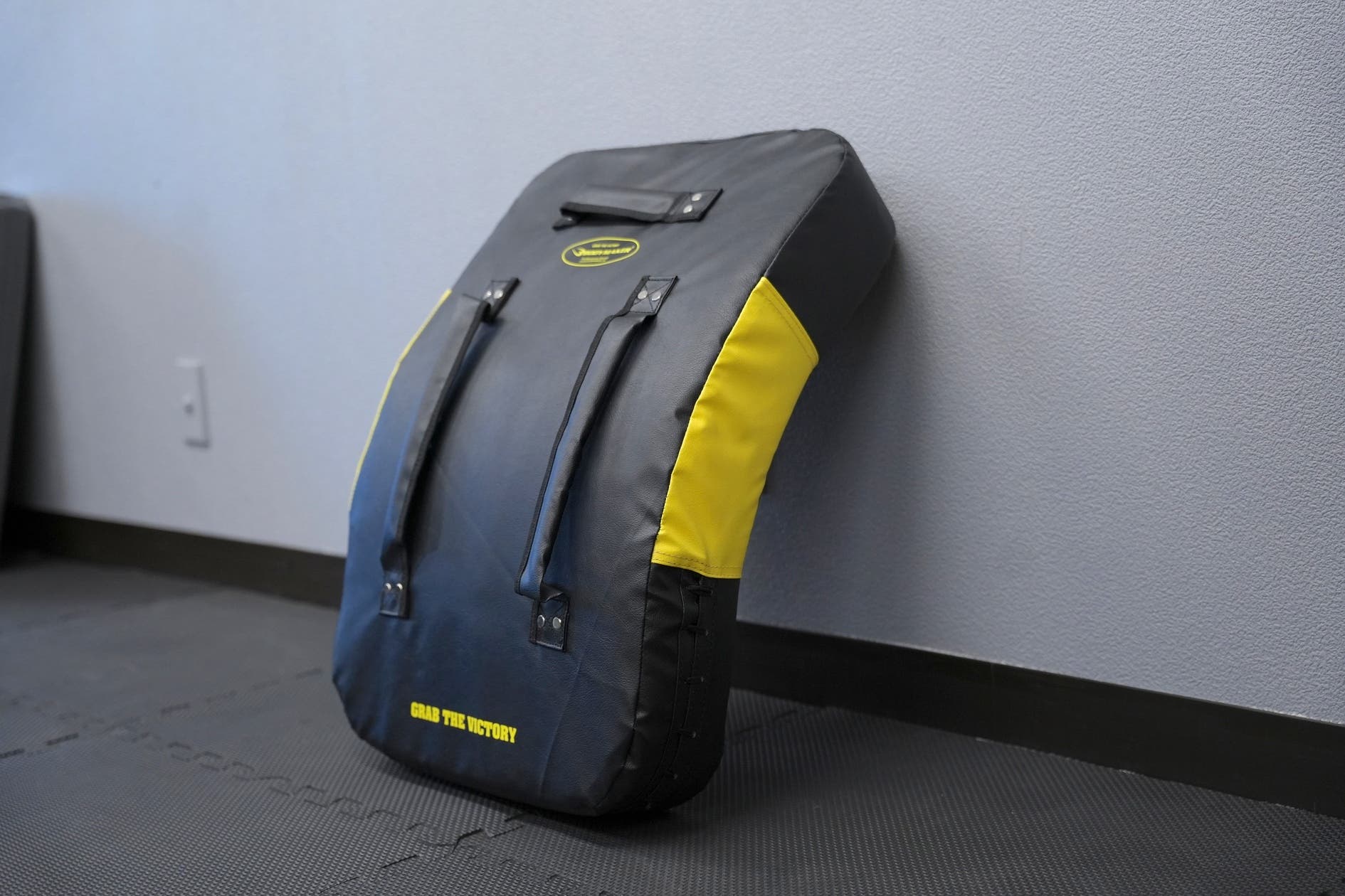 24H営業【日本初 Century BOB 蹴り放題】サンドバッグ,グローブ,ミット完備！手ぶらで24時間格闘技・フィットネスの写真13