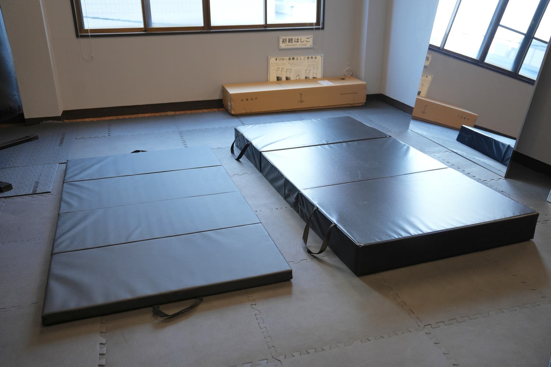 24H営業【日本初 Century BOB 蹴り放題】サンドバッグ,グローブ,ミット完備！手ぶらで24時間格闘技・フィットネスの写真18