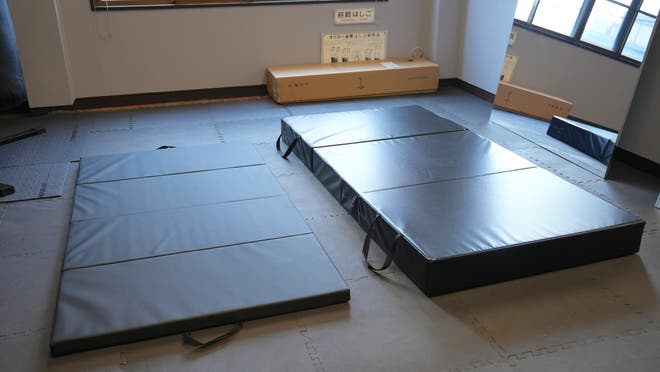 24H営業【日本初 Century BOB 蹴り放題】サンドバッグ,グローブ,ミット完備!手ぶらで24時間格闘技・フィットネスの写真18