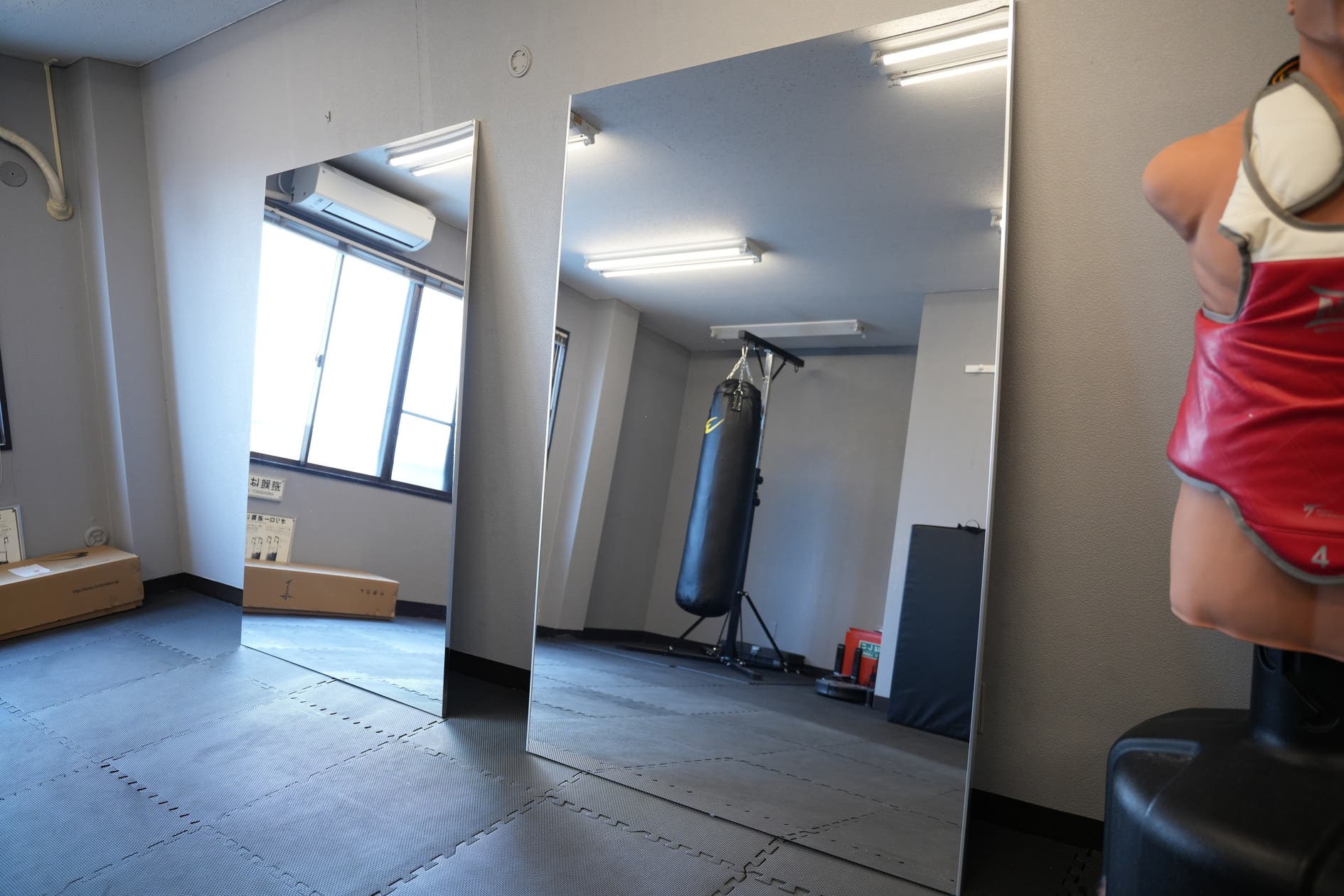 24H営業【日本初 Century BOB 蹴り放題】サンドバッグ,グローブ,ミット完備！手ぶらで24時間格闘技・フィットネスの写真19