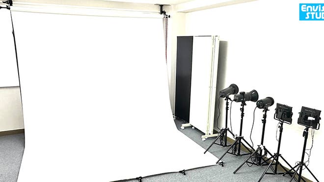 背景紙&撮影機材全て無料!丸の内線/新中野駅から徒歩3秒の撮影スタジオ!の写真2