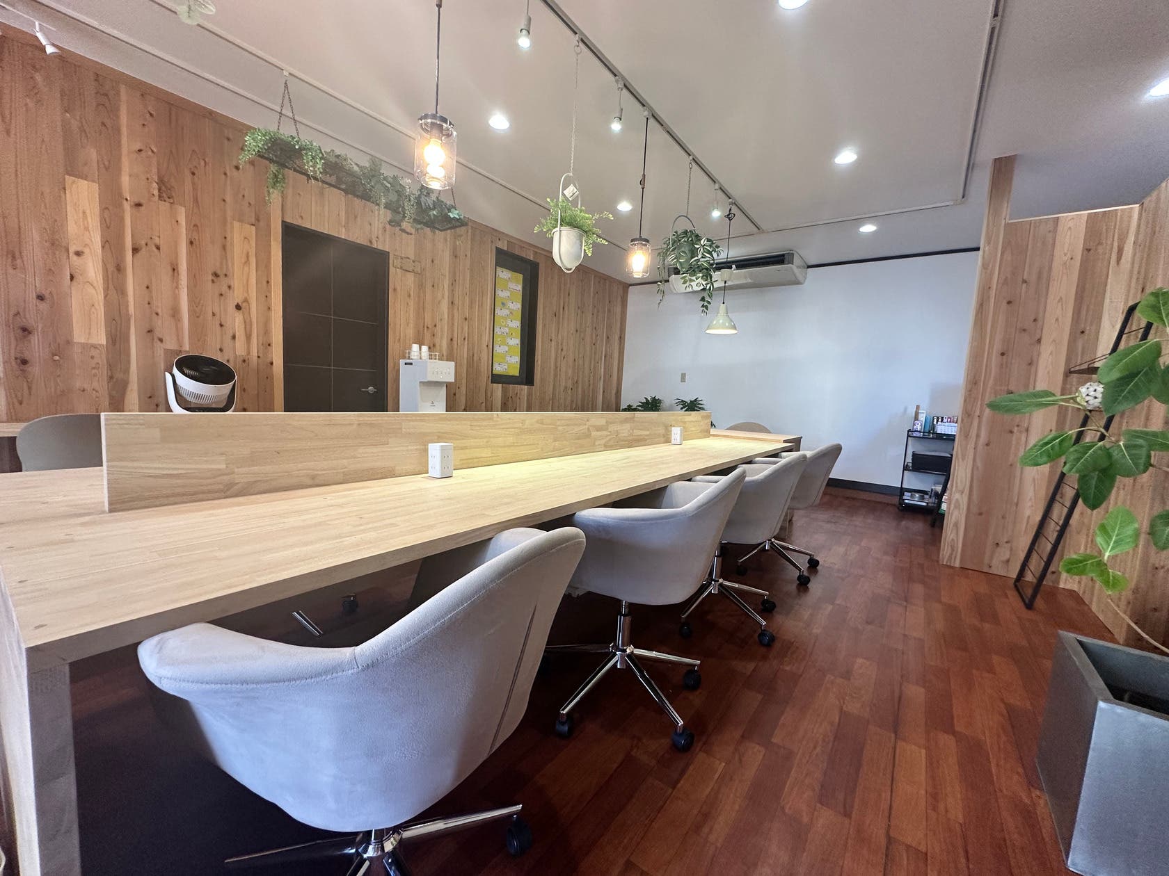 【志津駅北口から徒歩5分】最大14名◎ワークショップ・懇親会にも最適なレンタルスペース1F(別館)の写真2