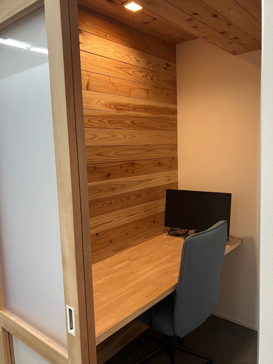 【志津駅北口から徒歩5分】Web会議・作業に最適｜1名用テレカンブース（半個室） №3の写真3