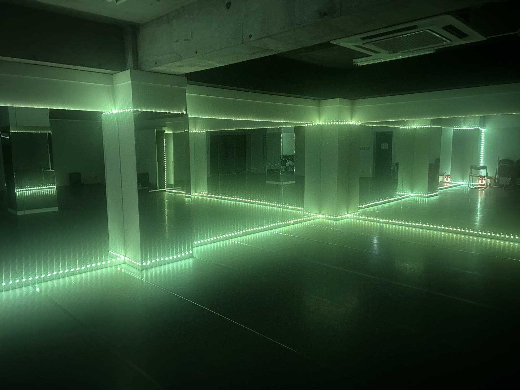 【 100㎡】【東中野駅8分・落合駅6分】ダンス/撮影/演劇/会議、２面の巨大鏡、光ネット、更衣室有の写真10