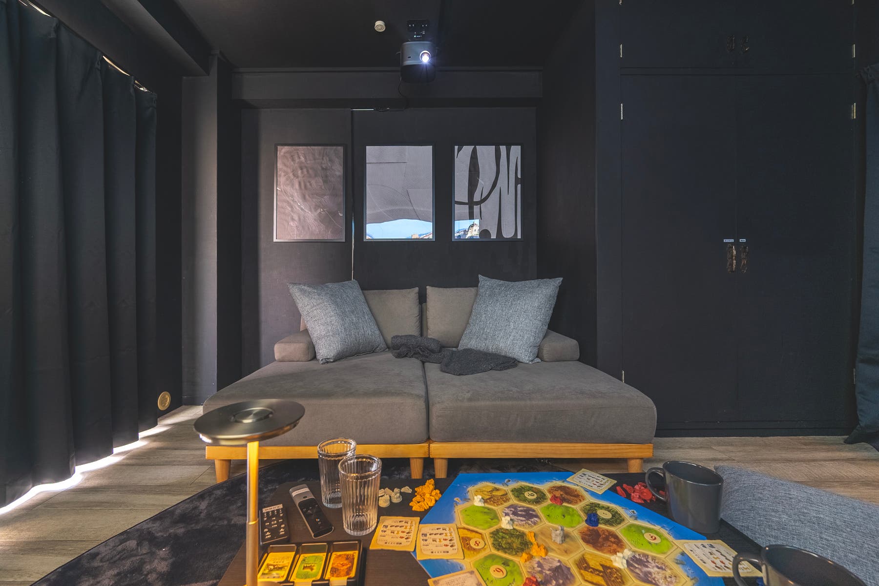 スペモ🎥鶯谷駅徒歩2分🚶‍♀️まったりデート💝プライベートな映画鑑賞🎬️プロジェクター🎞️846_CINEMA鶯谷の写真4