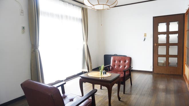 ★阪神尼崎駅徒歩5分、施術台付き★の写真1