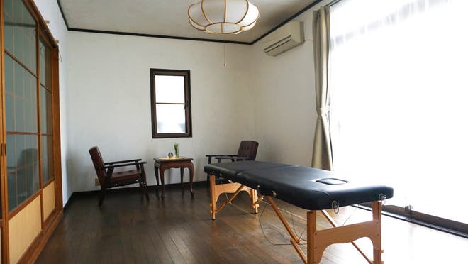 ★阪神尼崎駅徒歩5分、施術台付き★の写真2