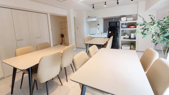 浜松町駅徒歩5分🚶♂️最大12名◎交流会・懇親会に最適✨女子会・推し活・歓送迎会🍃プロジェクター有🎥コスプレ撮影📷の写真18