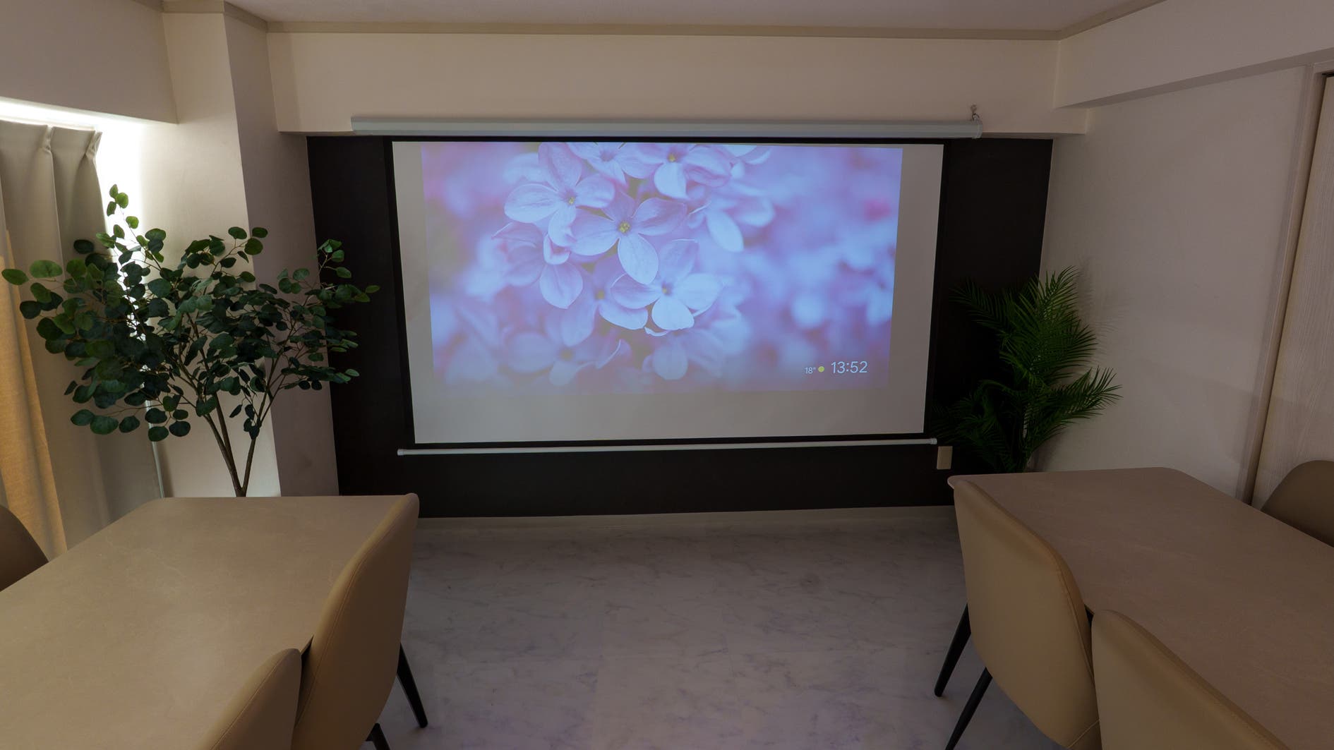 浜松町駅徒歩5分🚶‍♂️最大12名◎交流会・懇親会に最適✨女子会・推し活・歓送迎会🍃プロジェクター有🎥コスプレ撮影📷の写真15