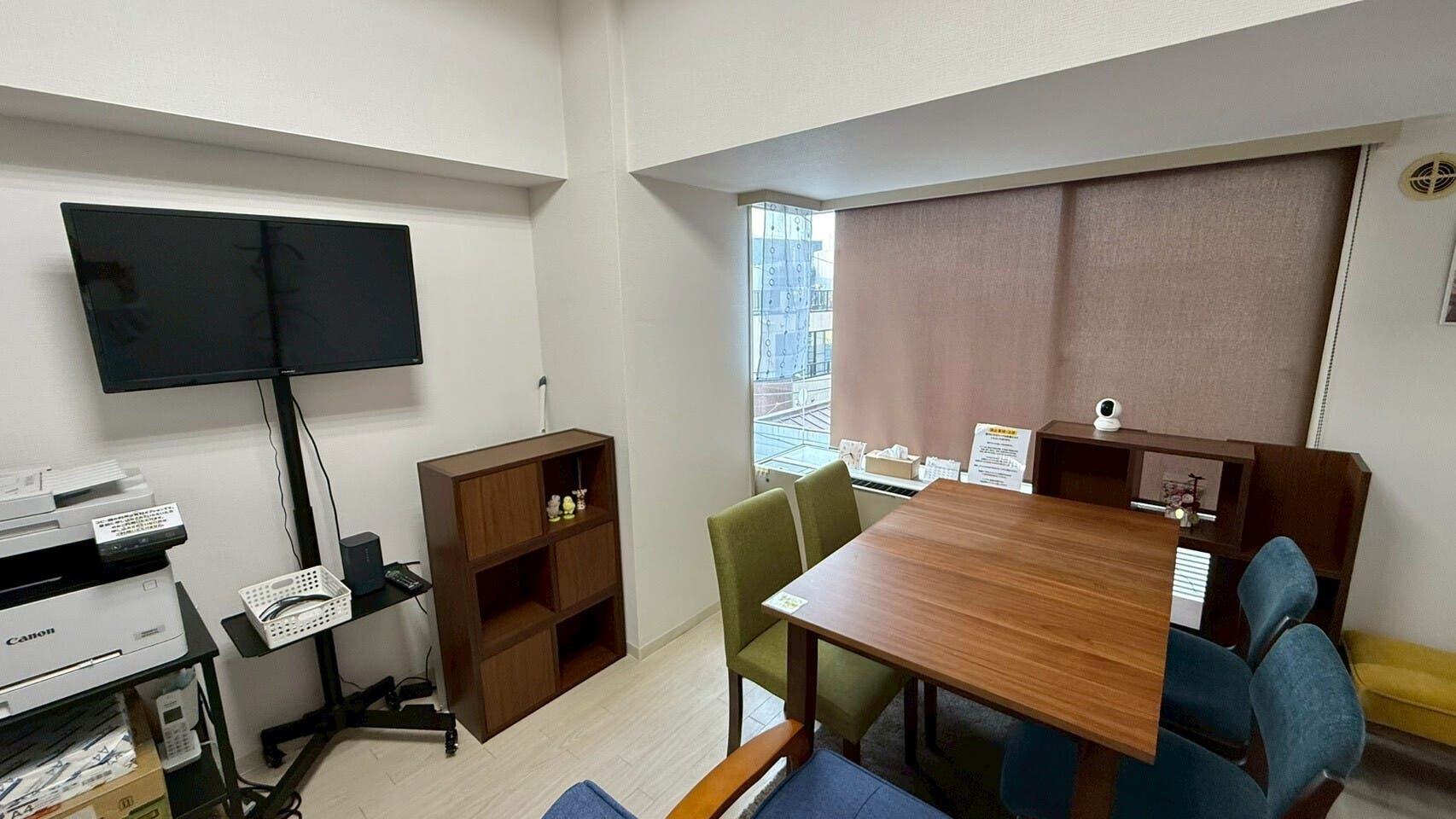 【渋谷駅 徒歩5分】駅近の貸会議室✨WIFI📶モニター有・WEB会議🍃面接・面談💻MTG・打ち合わせ🌟作業・勉強会✨の写真13