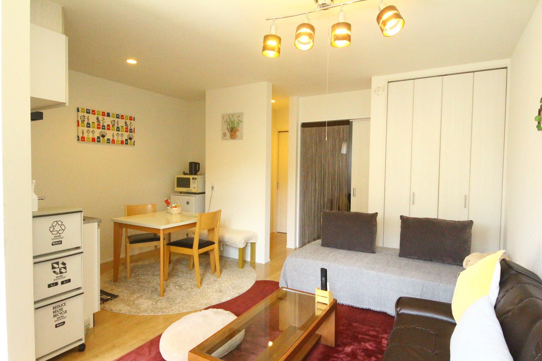 [湘南・藤沢]⭐️👀湘南の駅近レンタルスペース♪ 漫画コーナーも作りました📕の写真1