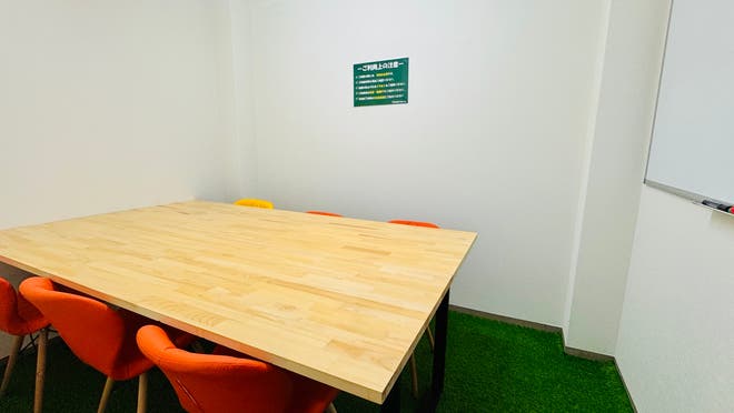鶴舞線🚇原駅徒歩1分!カフェ内6人個室/グループ勉強・会議・講義に最適/🍱飲食持込OK/ホワイトボード・Wi-Fi・電源完備の写真2