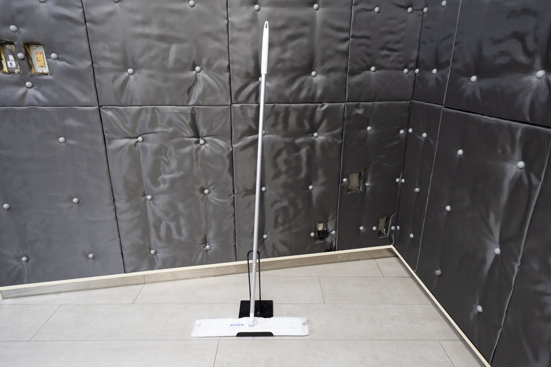 ＼NEW OPEN オープン価格／徒歩1分で地下へ。ダンス練習・撮影・鑑賞・楽器演奏の写真14