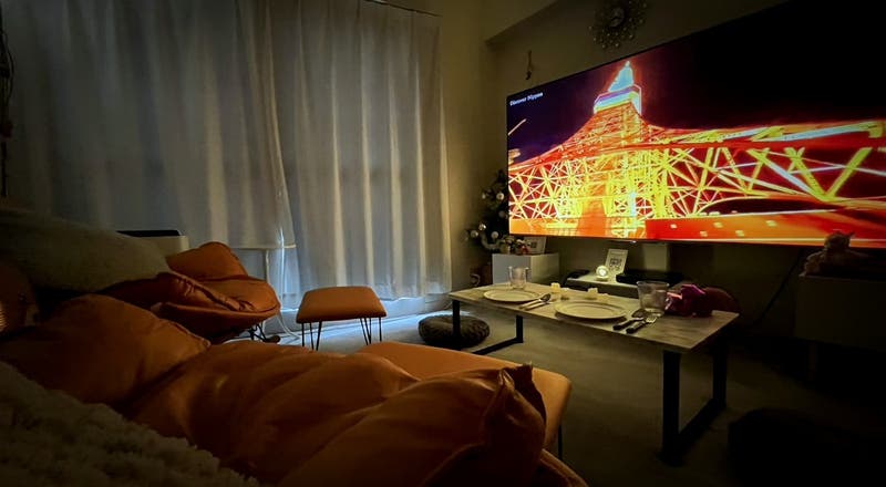 【完全貸切シアター】2名専用｜大画面×ロッキングチェアで映画をひとり占め｜75㌅大型TV｜名古屋駅7分
