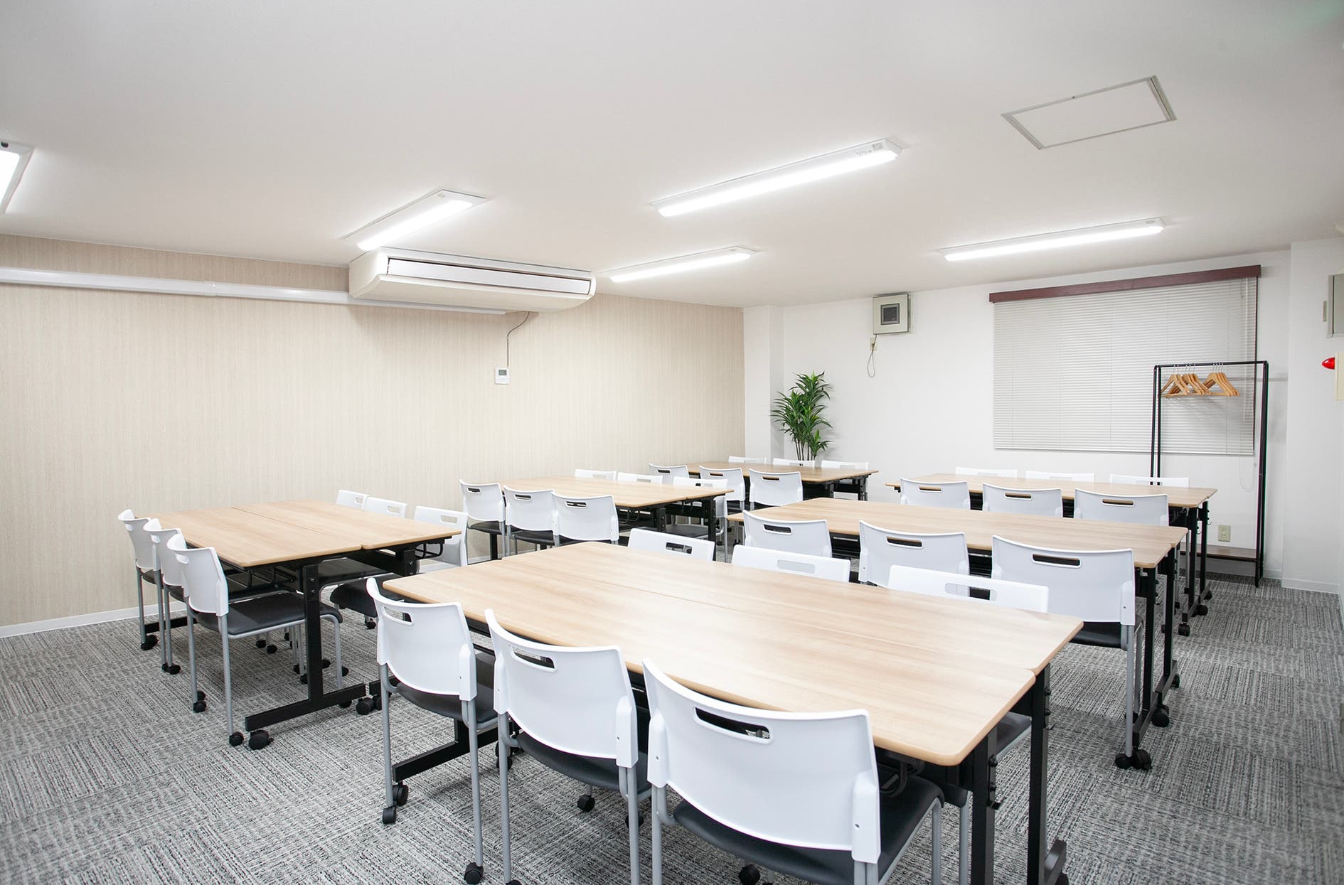 オープン記念価格🌸3月NEWOPEN🌸京急川崎駅3分/JR川崎駅6分/最大30名+19名/ビジネス/ボドゲ/施術ベット8台の写真7