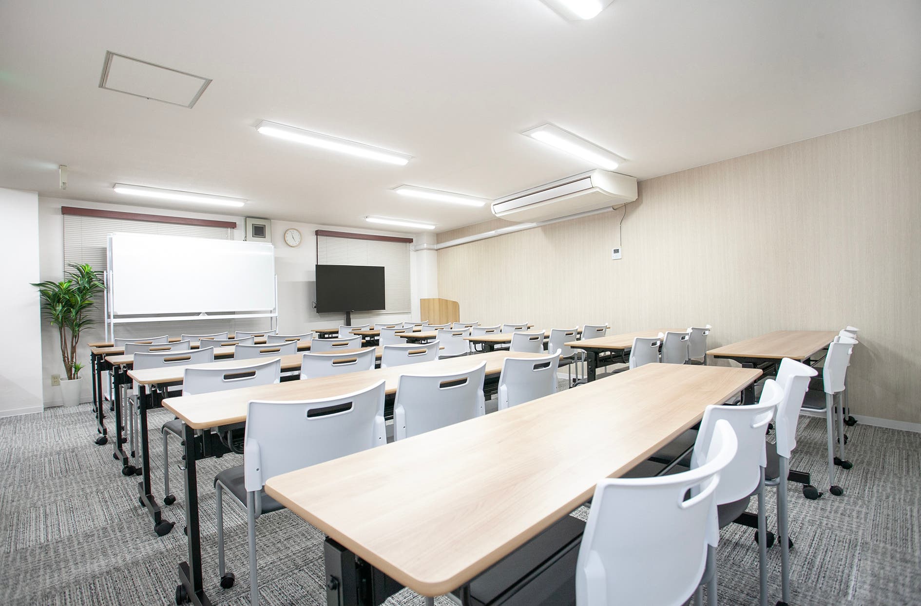 オープン記念価格🌸3月NEWOPEN🌸京急川崎駅3分/JR川崎駅6分/最大30名+19名/ビジネス/ボドゲ/施術ベット8台の写真2