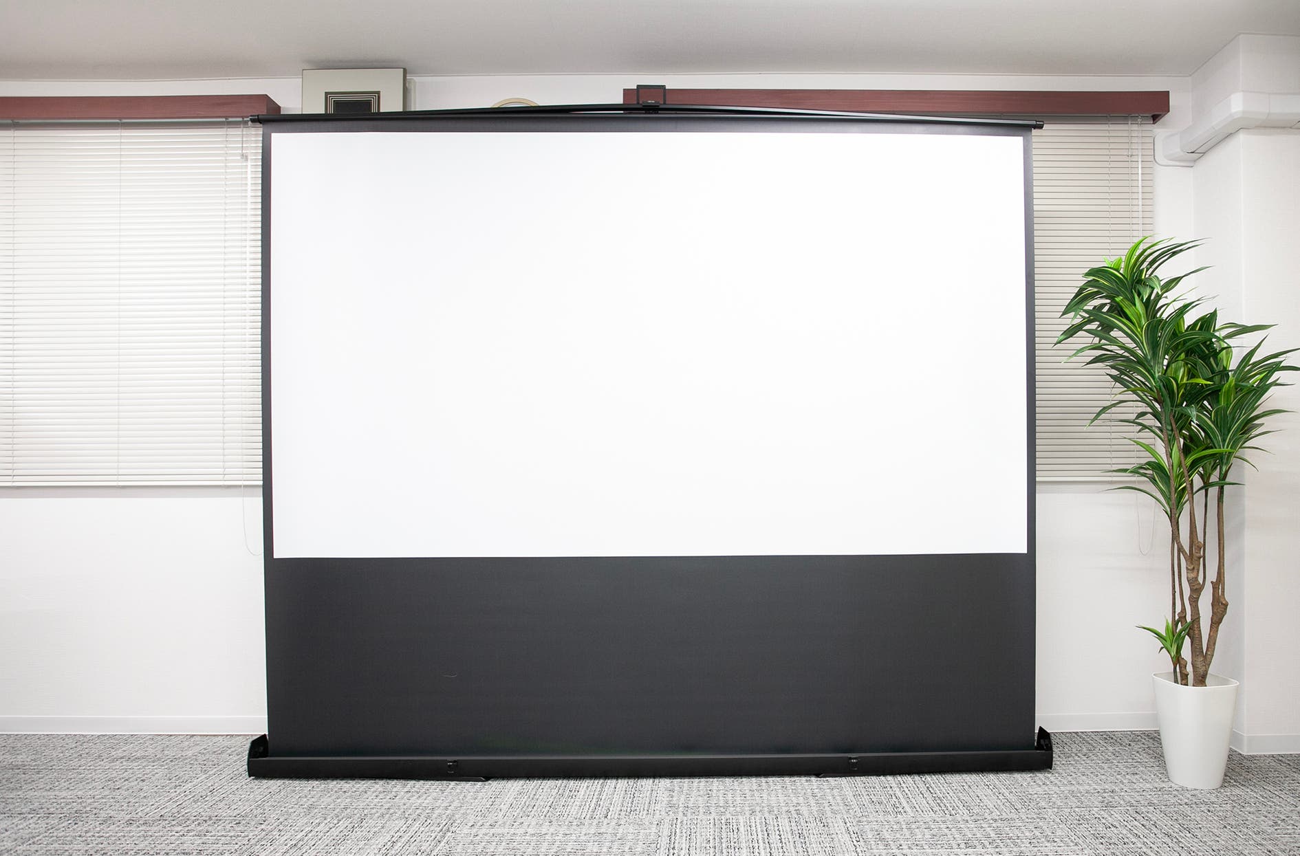 オープン記念価格🌸3月NEWOPEN🌸京急川崎駅3分/JR川崎駅6分/最大30名+19名/ビジネス/ボドゲ/施術ベット8台の写真15