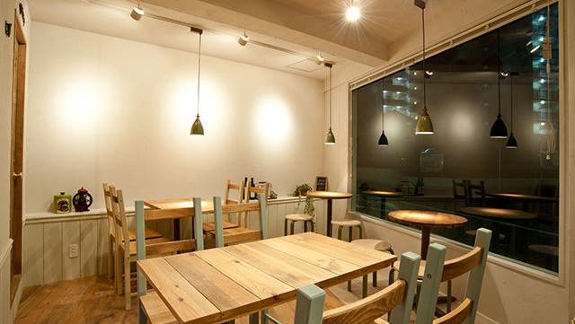 葛西 / 隠れ家のような空間 キッチン付きパリ風カフェスペース「絵音カフェ」の写真3