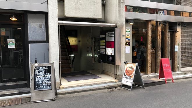 Fスタジオ【JR渋谷駅徒歩5分】グランドピアノの練習、ピアノ&ボーカルの練習が出来るスペースの写真5