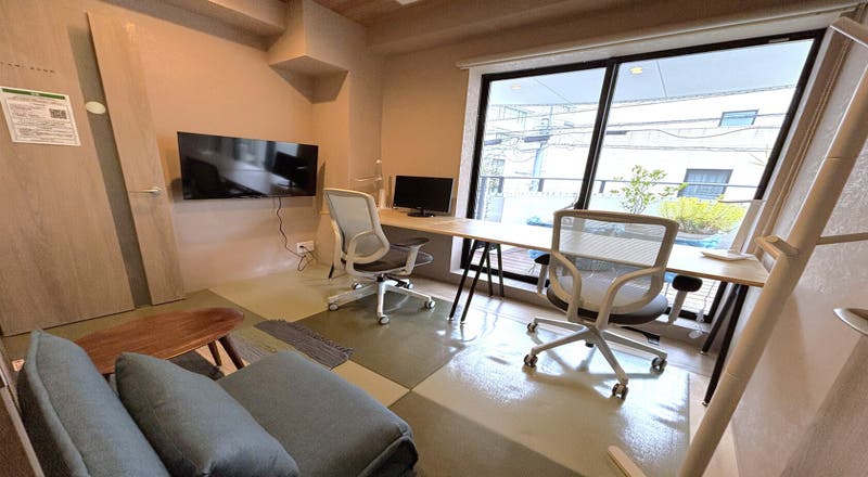 西大井駅徒歩7分/24時間利用可　２名用個室　仕事/会議/勉強　モダンな雰囲気の和室でゆっくり/TV、バルコニーテラス、ソファ　