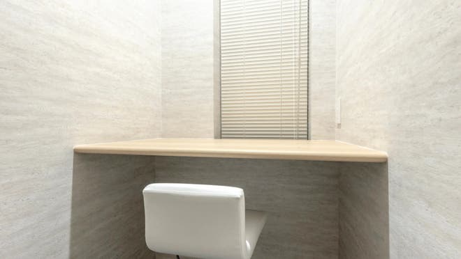 【大宮駅徒歩5分】BIZcomfort大宮西口 1名用WEB会議ルームB/完全個室/Wi-Fi完備/WEB会議/フリードリンクの写真1