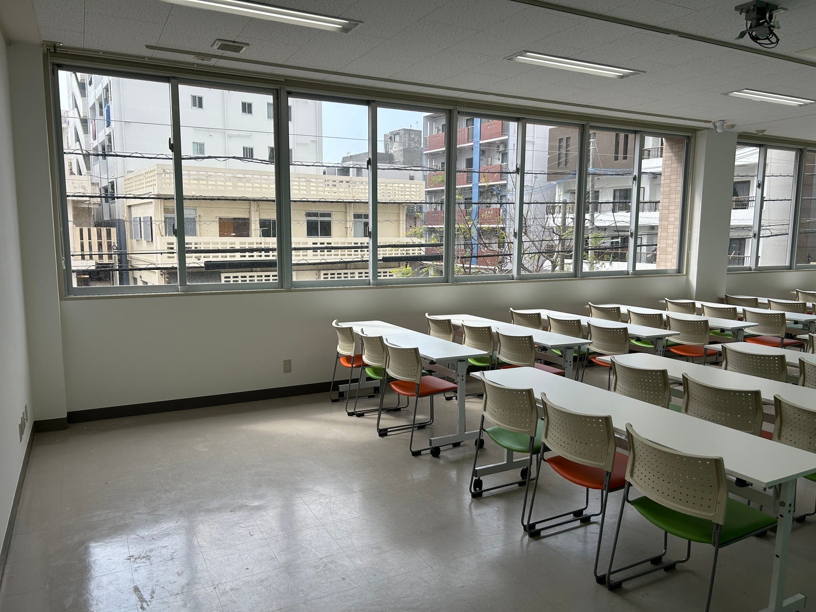 【旭橋駅徒歩5分】定員80＋α！プロジェクター含む備品・高速Wi-Fi無料！東町201会議室の写真21