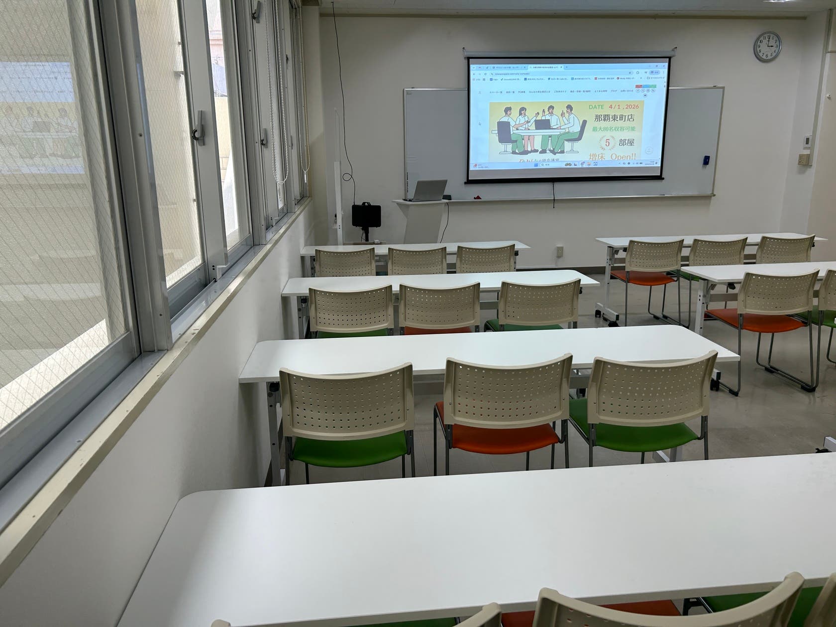 【旭橋駅徒歩5分】定員32＋α！プロジェクター含む備品・高速Wi-Fi無料！東町202会議室の写真8