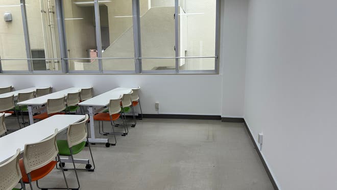 【旭橋駅徒歩5分】定員32+α!プロジェクター含む備品・高速Wi-Fi無料!東町203会議室の写真20