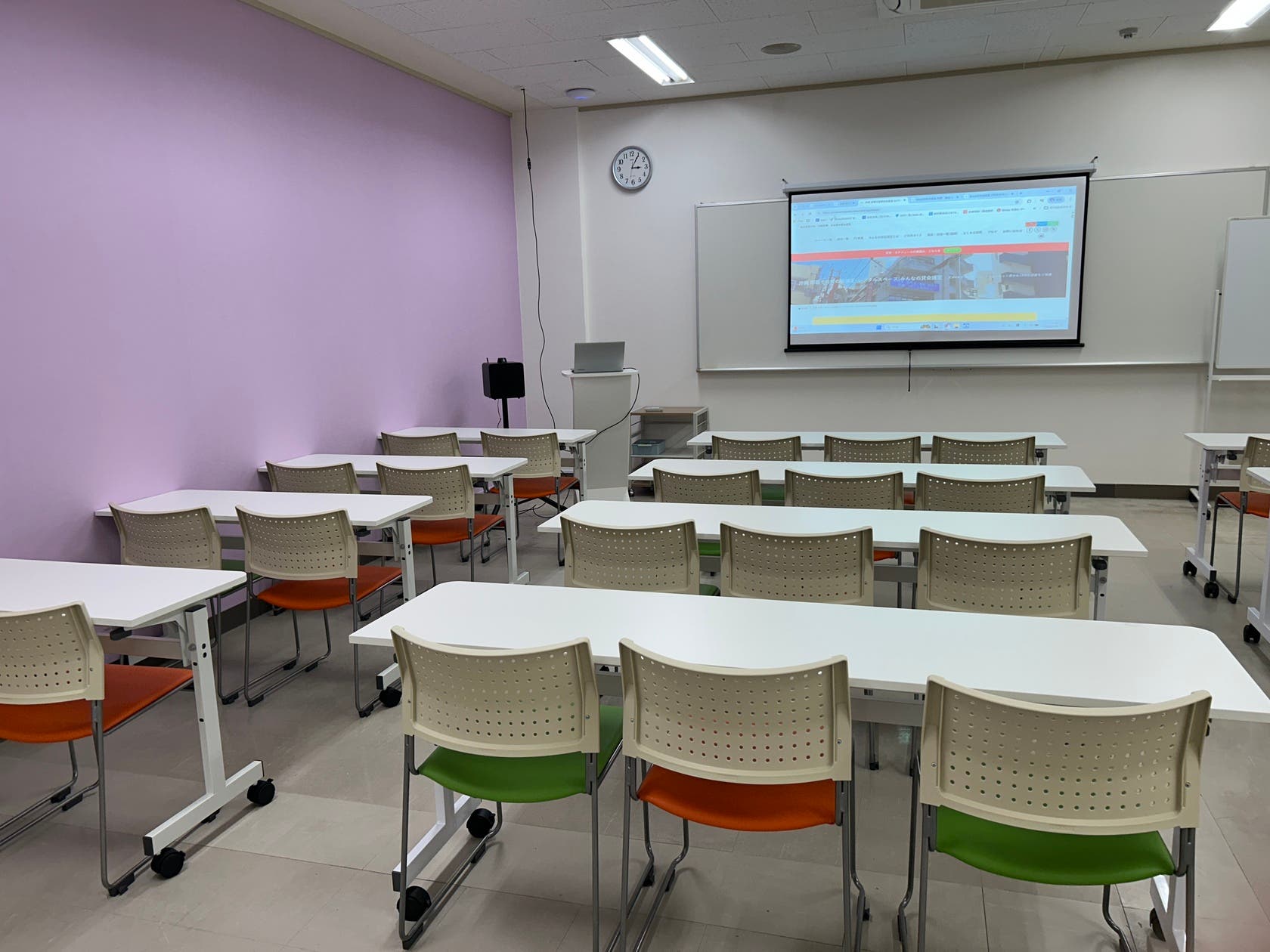 【旭橋駅徒歩5分】定員32＋α！プロジェクター含む備品・高速Wi-Fi無料！東町203会議室の写真9