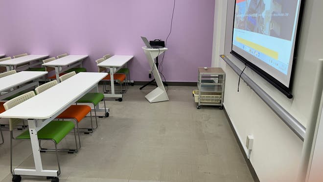 【旭橋駅徒歩5分】定員32+α!プロジェクター含む備品・高速Wi-Fi無料!東町203会議室の写真10