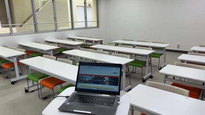 【旭橋駅徒歩5分】定員32+α!プロジェクター含む備品・高速Wi-Fi無料!東町203会議室の写真6