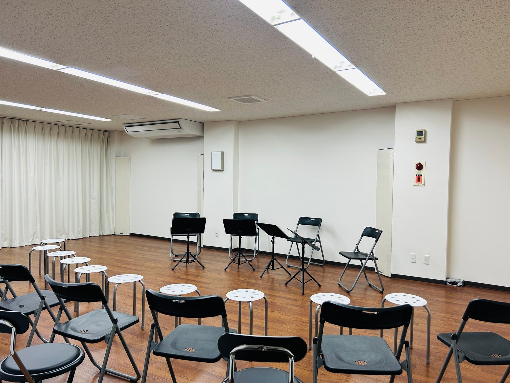 サロンコンサートや小さな発表会、ワークショップなどイベント等に最適♪ グランドピアノ・マリンバ常設！の写真4