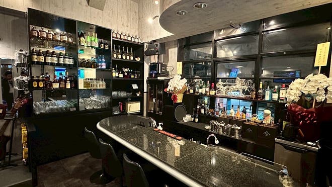 吹き抜け個室の最強のカラオケ音響 川西能勢口駅から徒歩3分 30人前後までご利用可能です♪の写真2