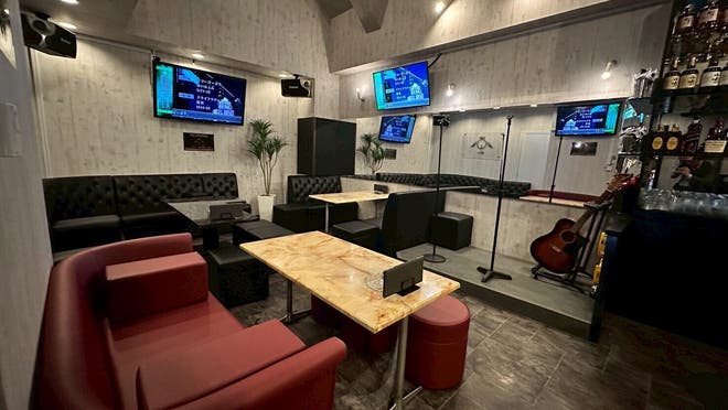 吹き抜け個室の最強のカラオケ音響 川西能勢口駅から徒歩3分 30人前後までご利用可能です♪の写真3