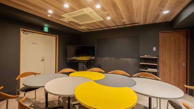 (期間限定オープニング価格⭐)駅より徒歩10分。大分中心部に位置!気軽に使える多目的スペース2の写真2