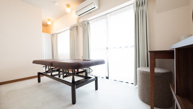 千葉駅、栄町駅、葭川公園駅、東千葉駅の4つの駅から徒歩10分以内のレンタルサロンの写真3