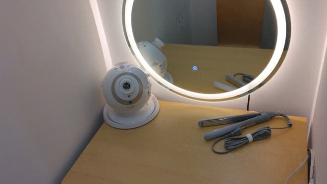 Thr 3rd room 西鶴賀 メイク&パウダールーム(ヘアアイロン等付き)203DDの写真1