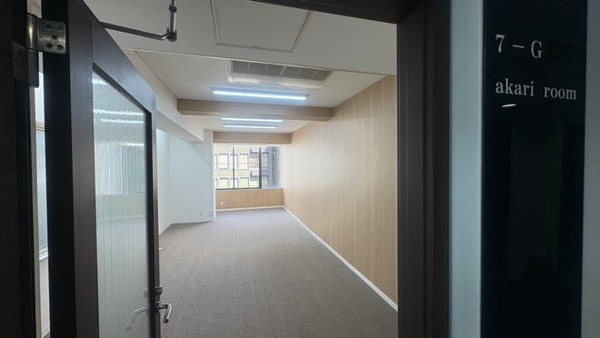 【西中島南方駅徒歩1分/自然光】おしゃれな角部屋🌿会議・撮影・配信・セミナーに/ナチュラル北欧風✨の写真3