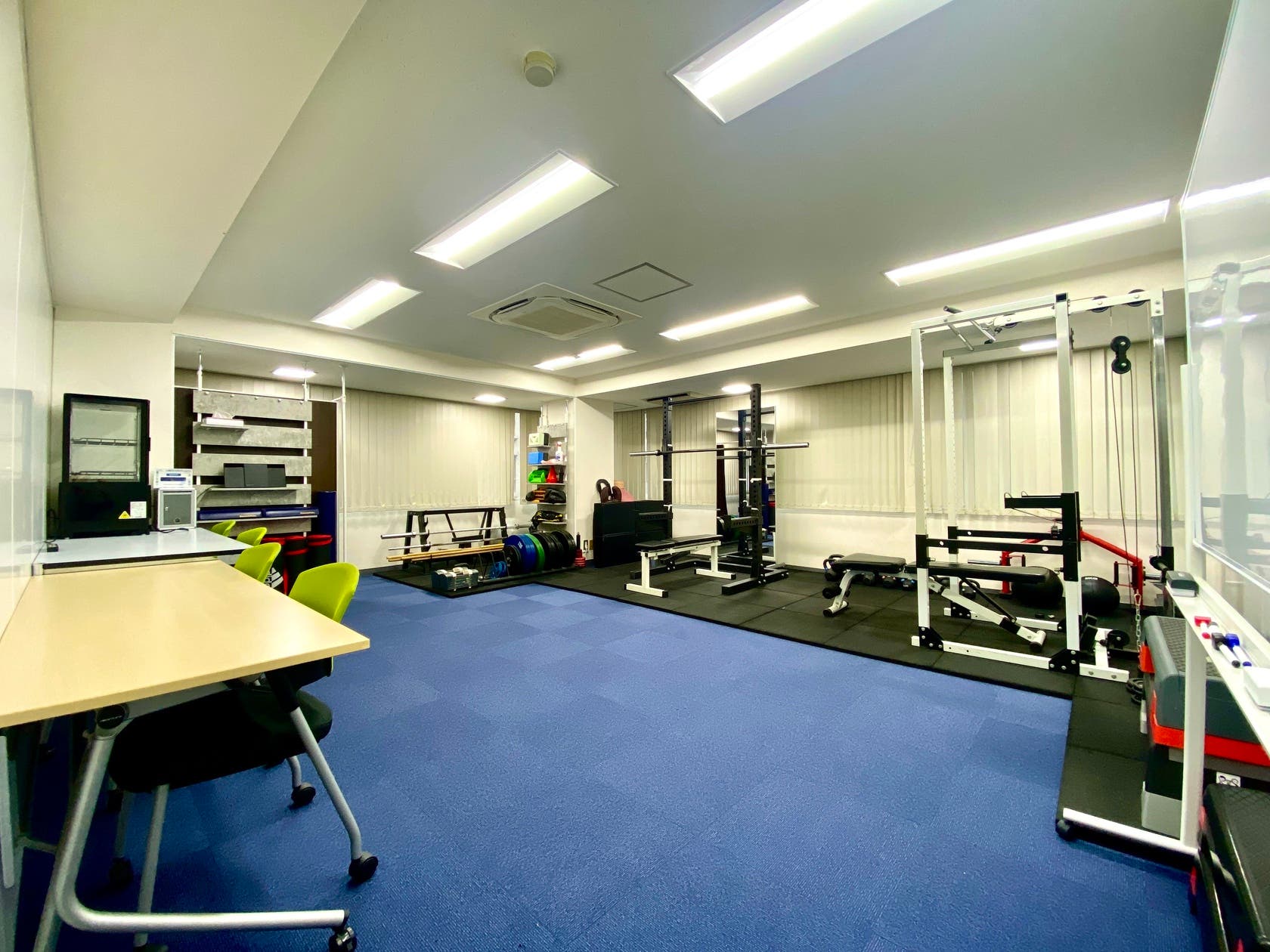 【東日本橋エリア】パーソナルトレーニングにおすすめ/レンタルジム/機材完備/無料Wi-Fiあり/セミナー利用/会議におすすめの写真1