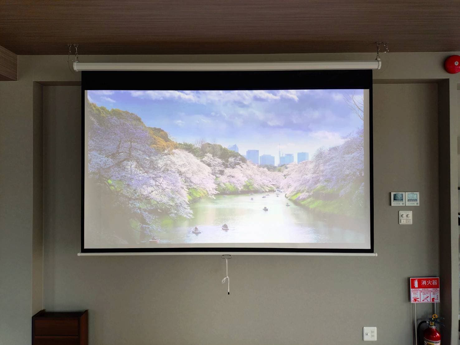 六甲駅1分🚅100㎡広々ダンススタジオ💃大型ミラー有｜最大20名｜更衣室有｜ヨガマット・ゴミ処理無料✨の写真15