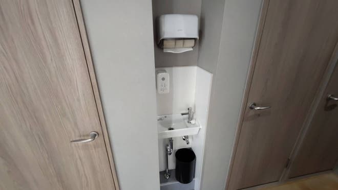 六甲駅1分🚅100㎡広々ダンススタジオ💃大型ミラー有|最大20名|更衣室有|ヨガマット・ゴミ処理無料✨の写真16