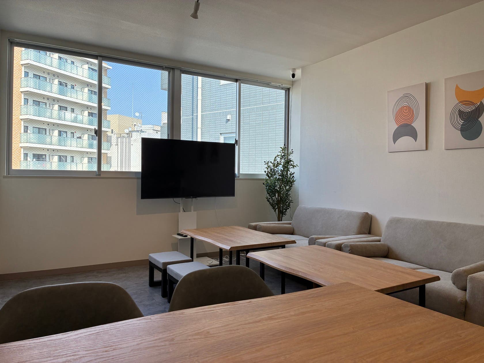 spaceGO 本厚木🏠本厚木駅４分🚃パーティー🎉ビジネス💻18名様まで利用可能🎊の写真1