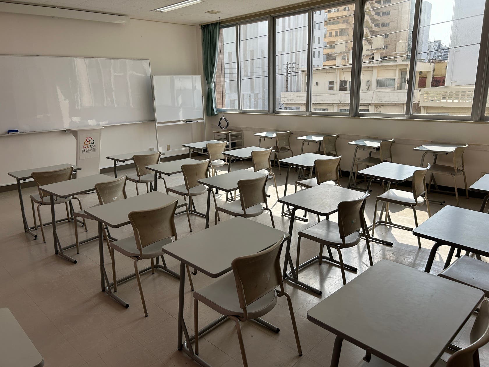 【旭橋駅徒歩5分】定員25＋α！プロジェクター含む備品・高速Wi-Fi無料！東町302会議室の写真6