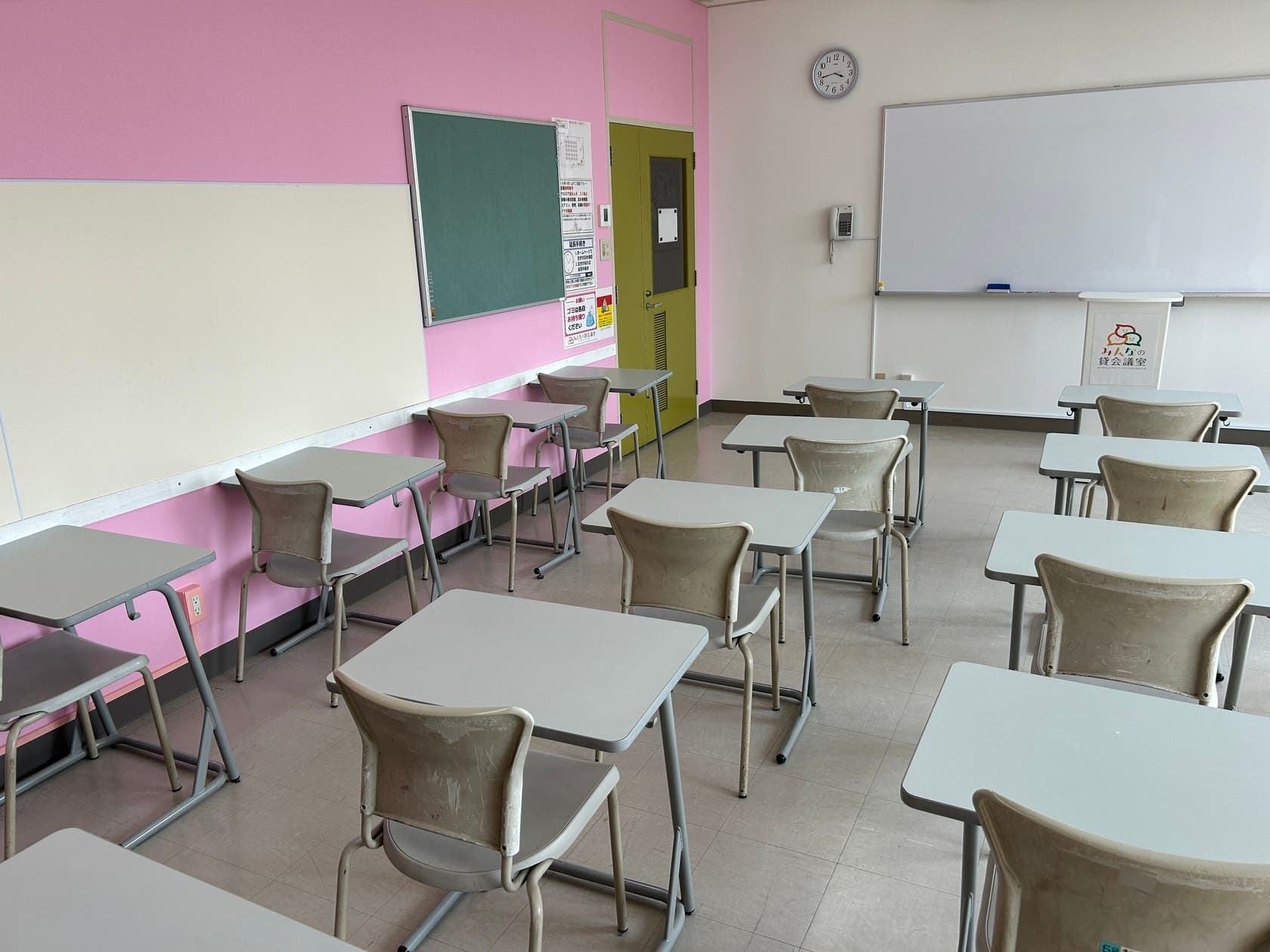 【旭橋駅徒歩5分】定員25＋α！プロジェクター含む備品・高速Wi-Fi無料！東町302会議室の写真5