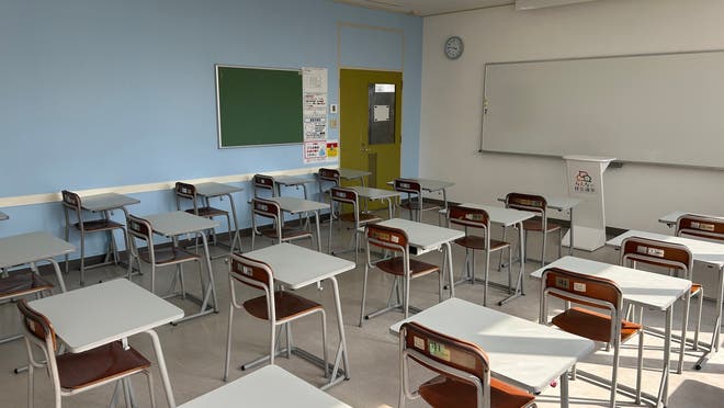 【旭橋駅徒歩5分】定員25+α!プロジェクター含む備品・高速Wi-Fi無料!東町301会議室の写真1