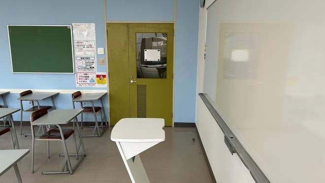 【旭橋駅徒歩5分】定員25+α!プロジェクター含む備品・高速Wi-Fi無料!東町301会議室の写真5