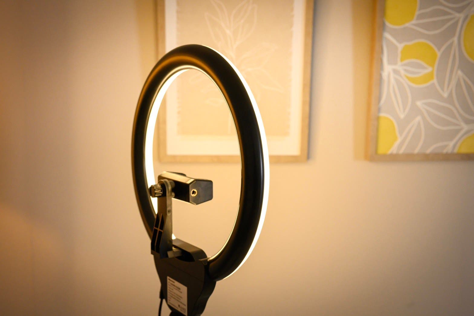 26.4月OPEN✨三ノ宮すぐ💕SNS映え💖 特別なデート👑/女子会や推し活も✨ラウンジ×高画質＆高音質シネマ体験✨🎥の写真29